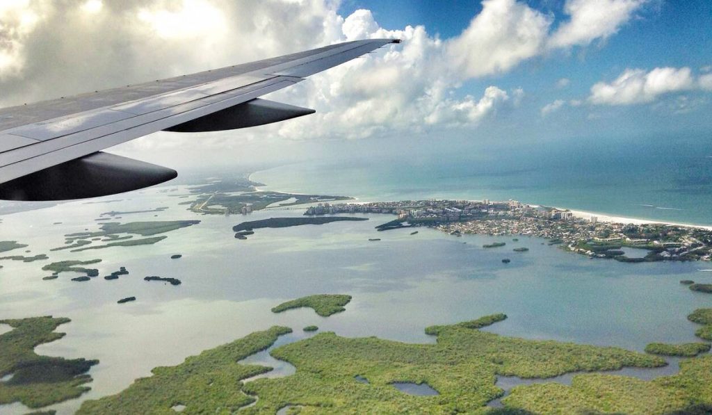 Cheapest Time to Fly to Florida in 2025/2026 with Costs