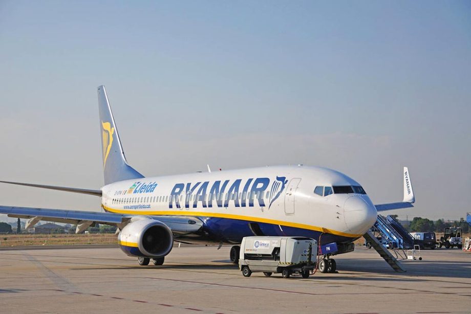 Cheapest Time to Fly to Spain in 2026/2027 with Costs