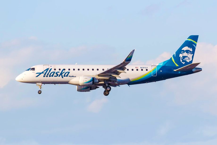 Cheapest Time to Fly to Alaska in 2026/2027 with Costs
